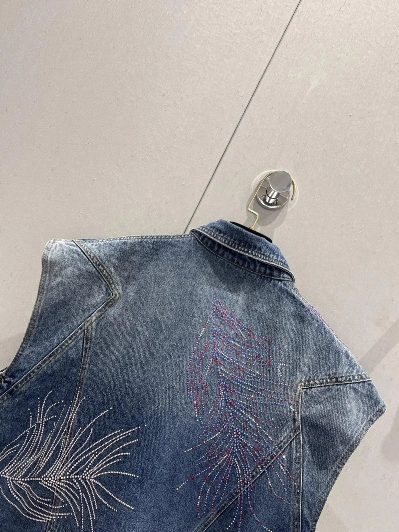 Cut-rate Chanel Vest