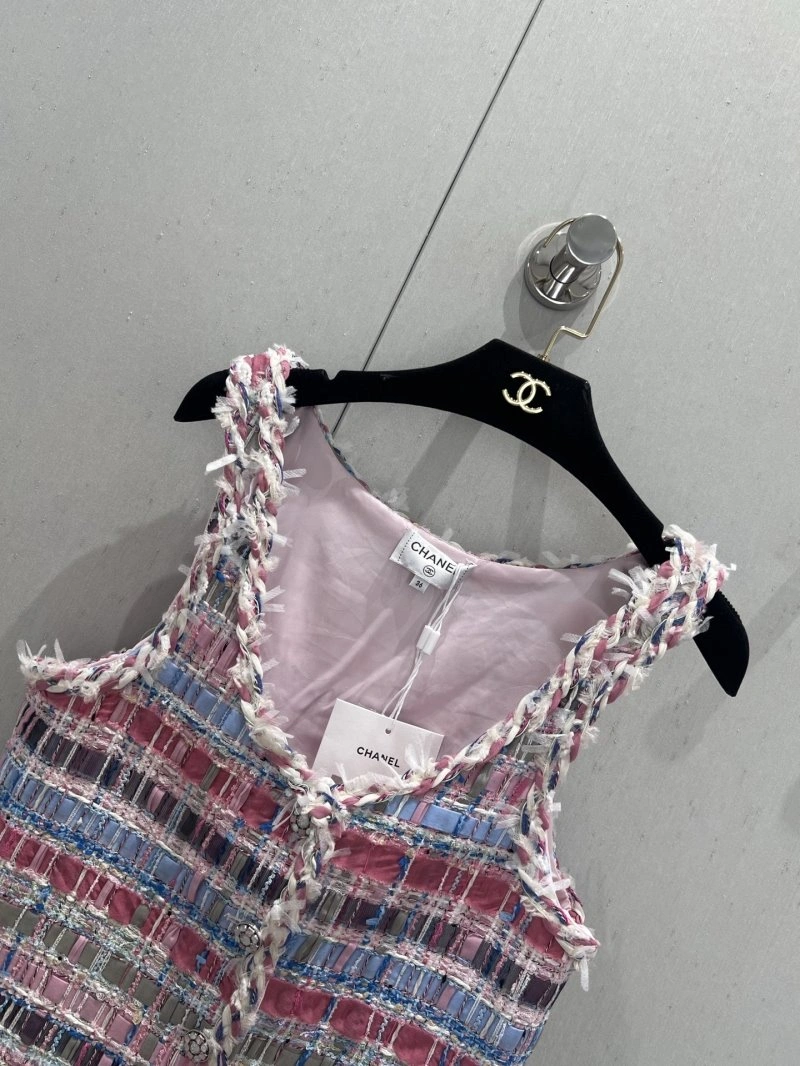 Legit Chanel Vest