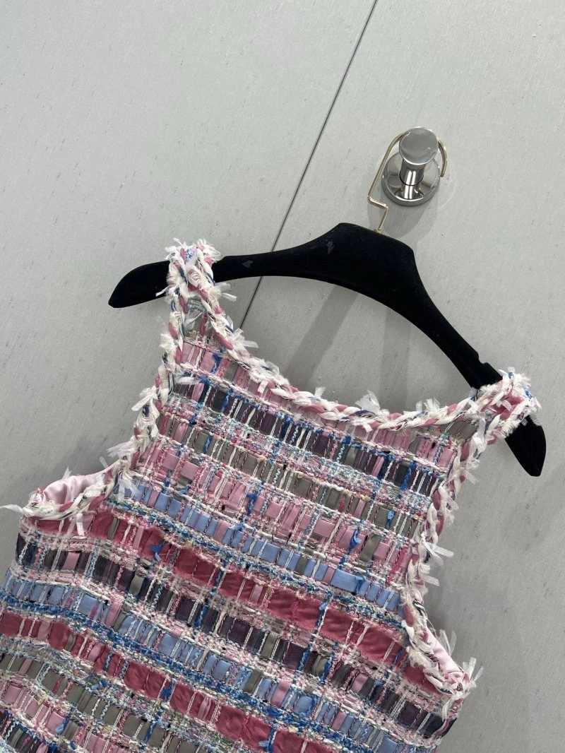 Legit Chanel Vest