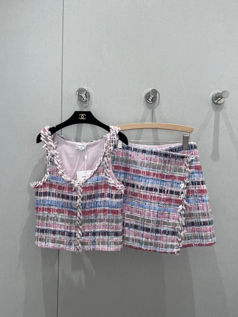Legit Chanel Vest