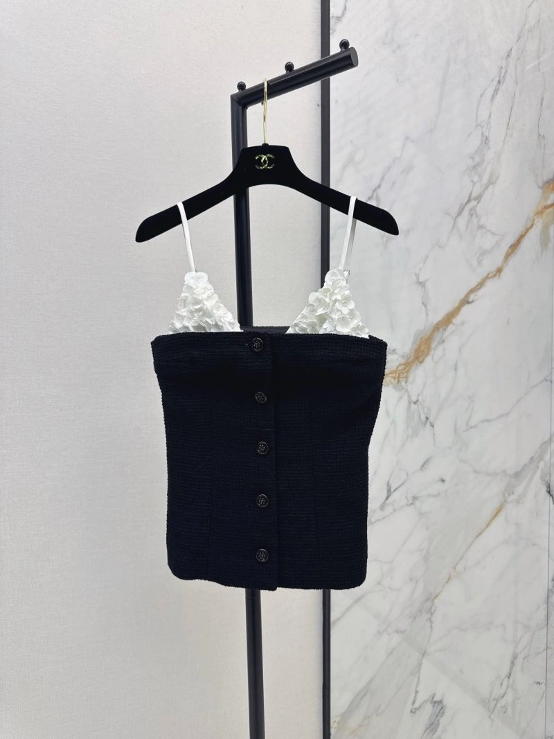 Cut-rate Chanel Vest