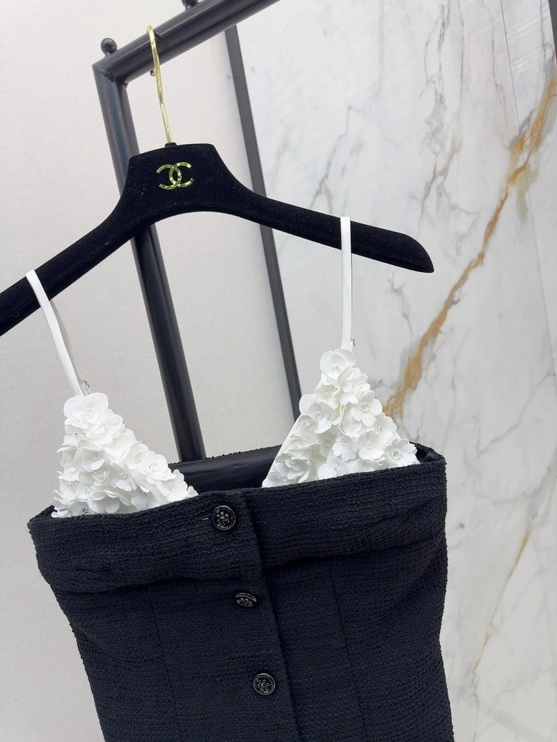 Cut-rate Chanel Vest