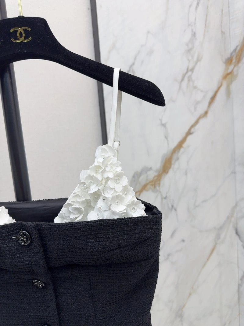 Cut-rate Chanel Vest
