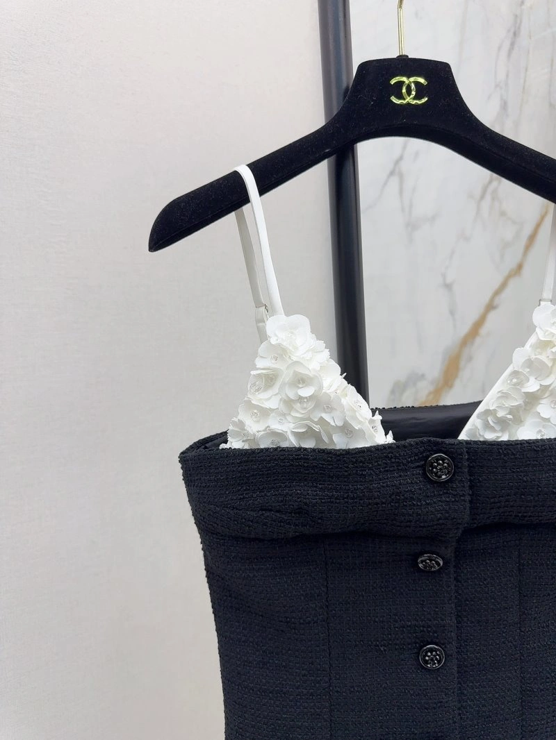 Cut-rate Chanel Vest