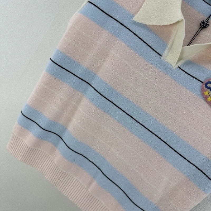 Top match Chanel Vest
