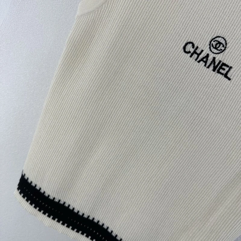 Cut-rate Chanel Vest