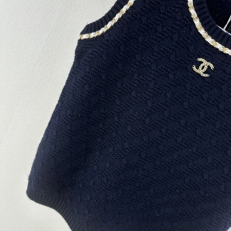 Bargain Chanel Vest