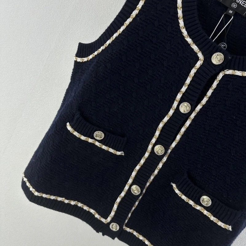 Precise copy Chanel Vest