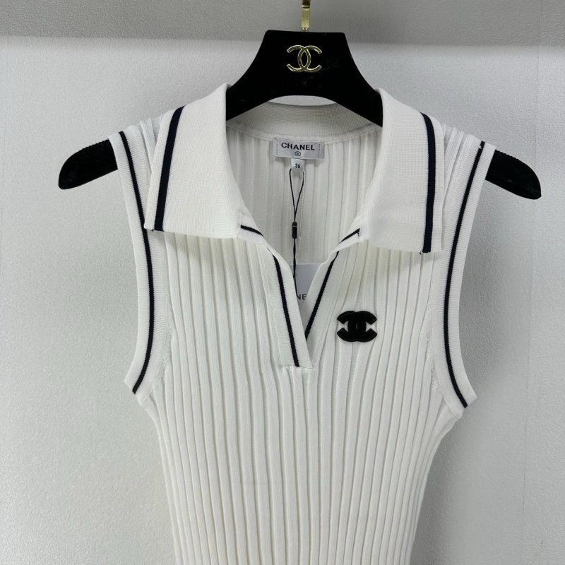 Legit Chanel Vest