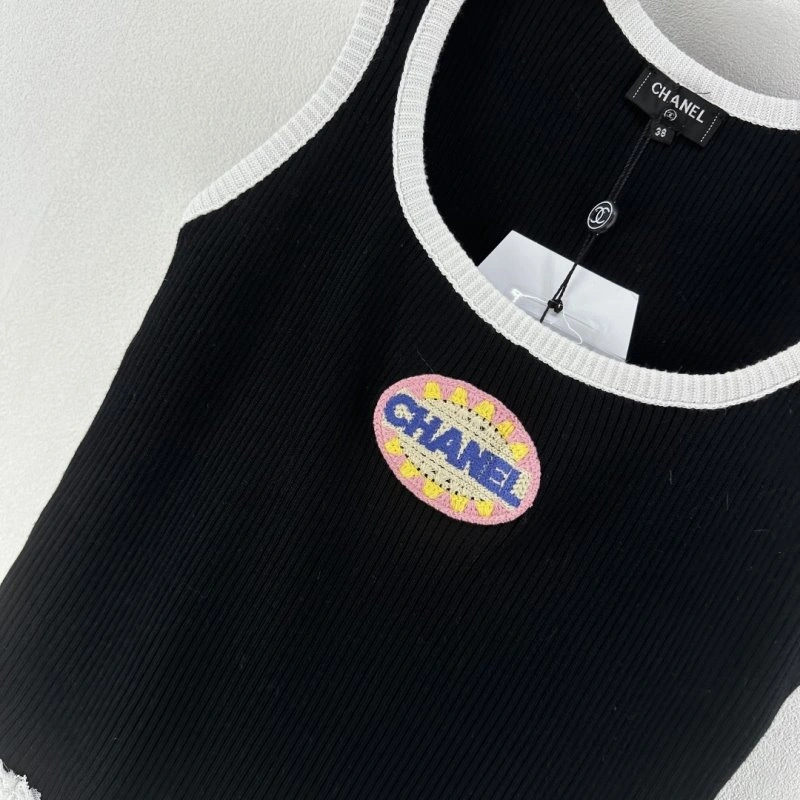 Legit Chanel Vest