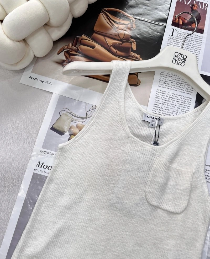 Bargain Chanel Vest