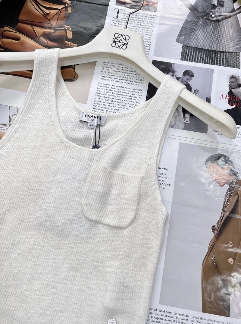 Bargain Chanel Vest