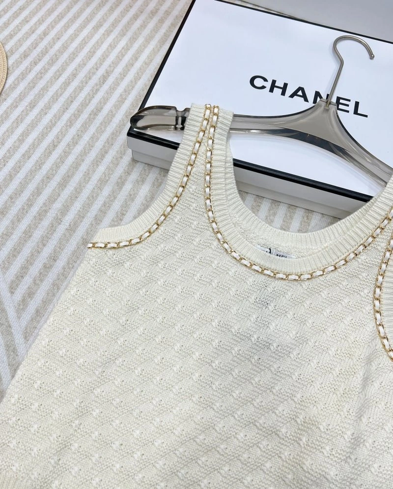 Cut-rate Chanel Vest
