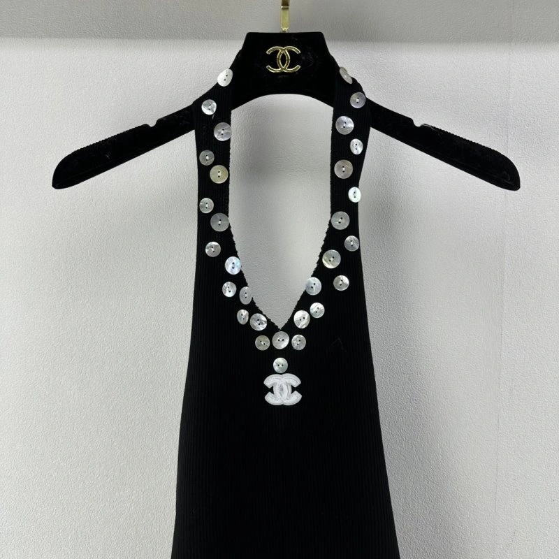 Value-priced Chanel Vest