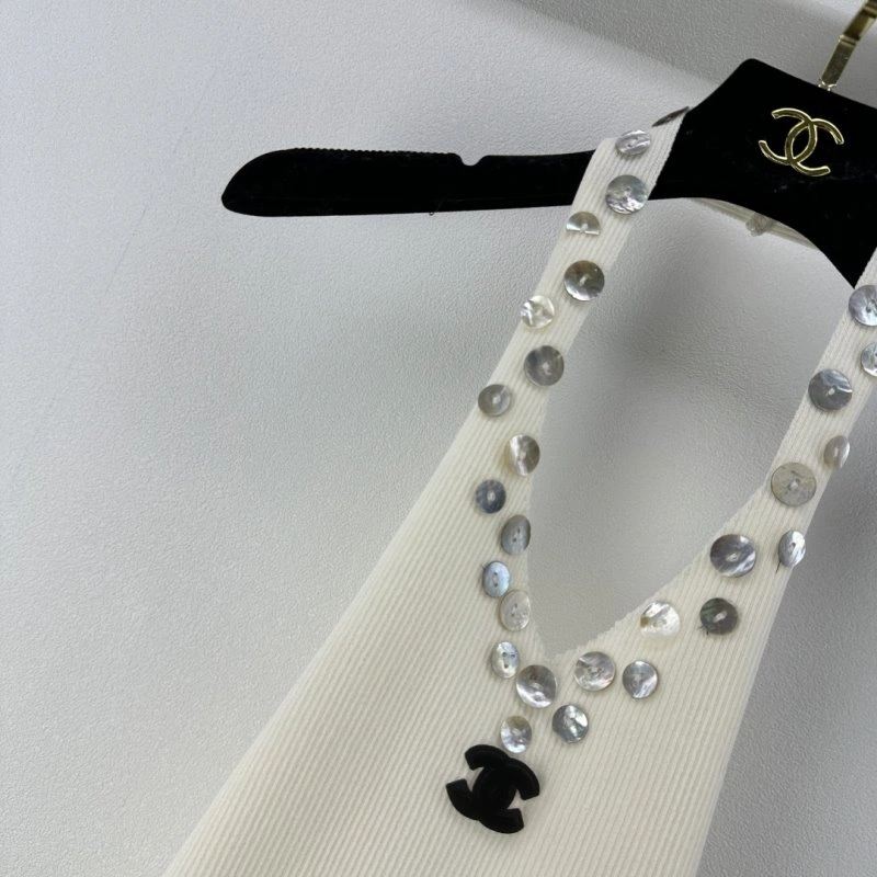 Cut-rate Chanel Vest