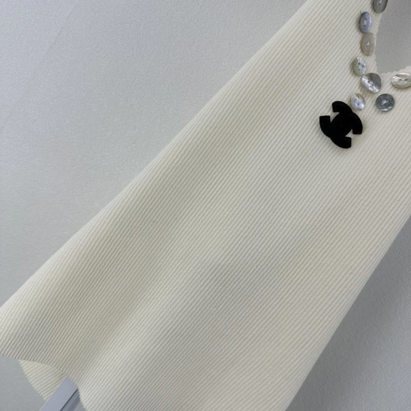 Cut-rate Chanel Vest