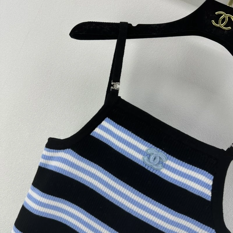 Precise copy Chanel Vest
