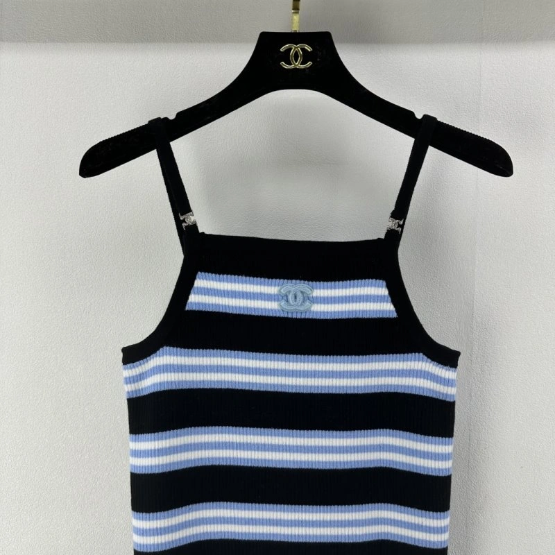 Precise copy Chanel Vest