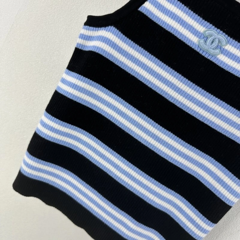 Precise copy Chanel Vest