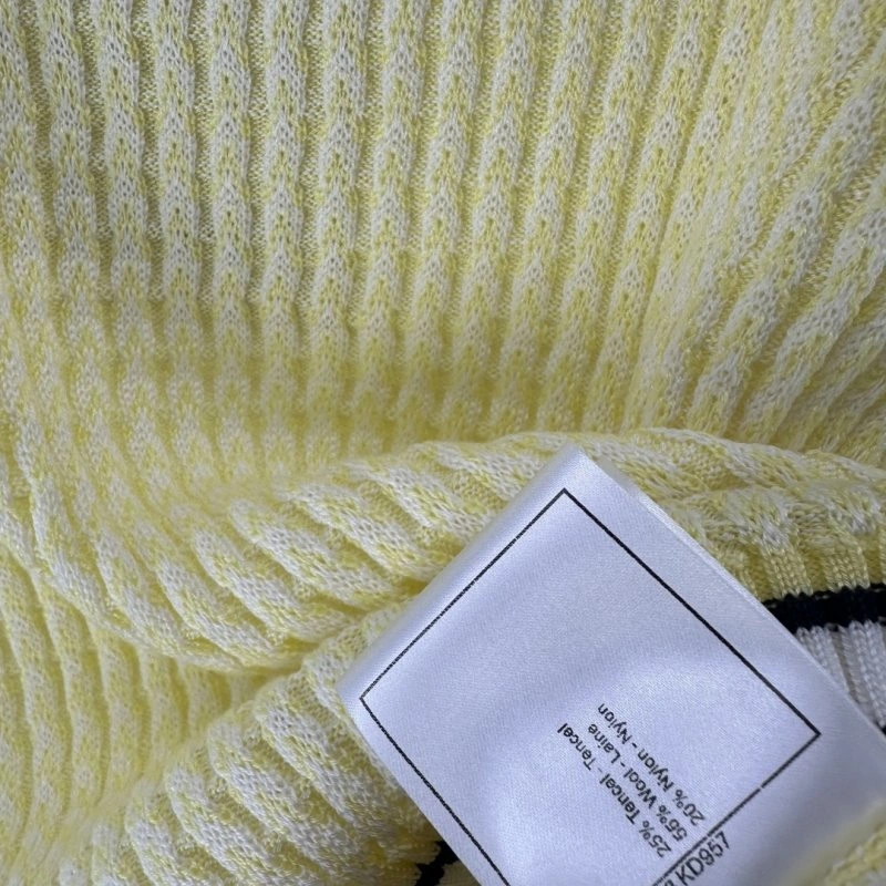 Brand-original Chanel Vest