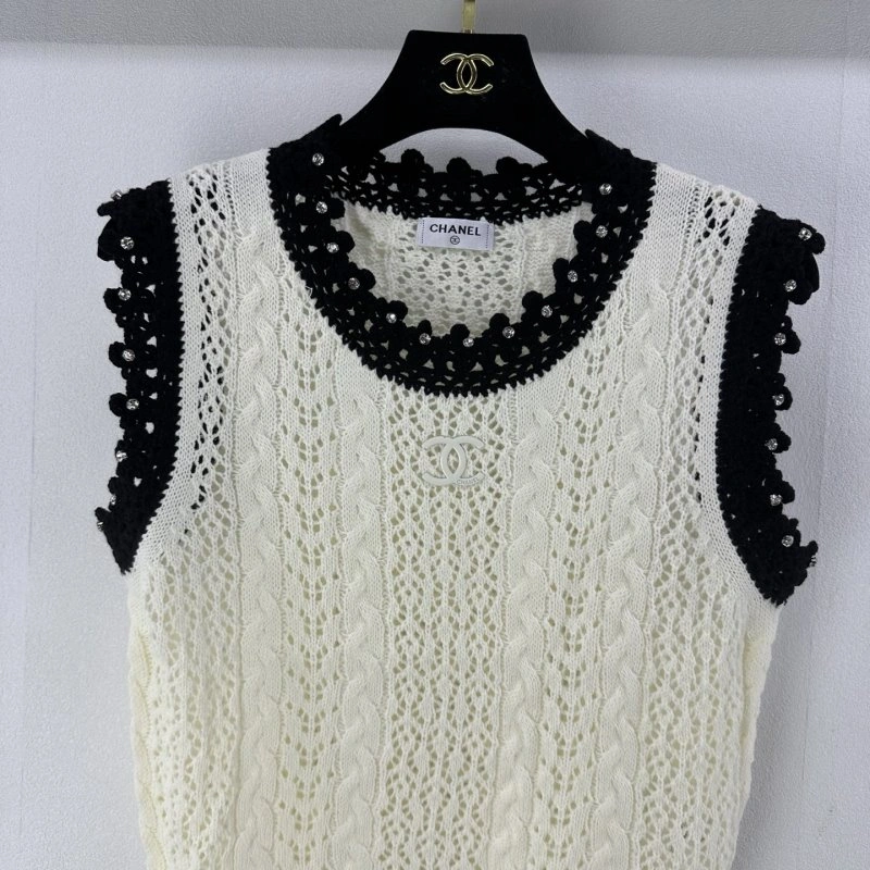 Precise copy Chanel Vest