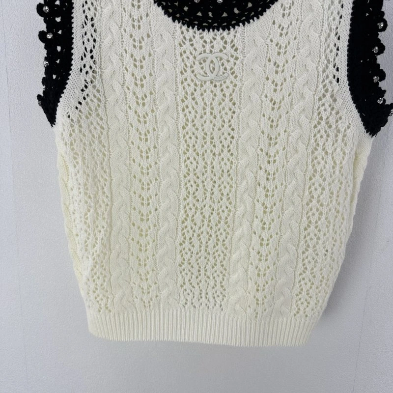 Precise copy Chanel Vest