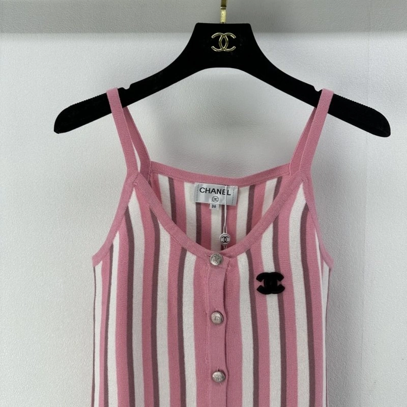 Top match Chanel Vest