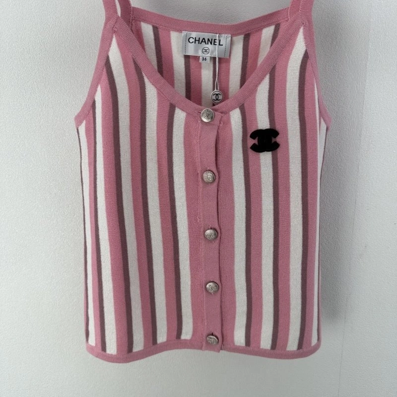 Top match Chanel Vest