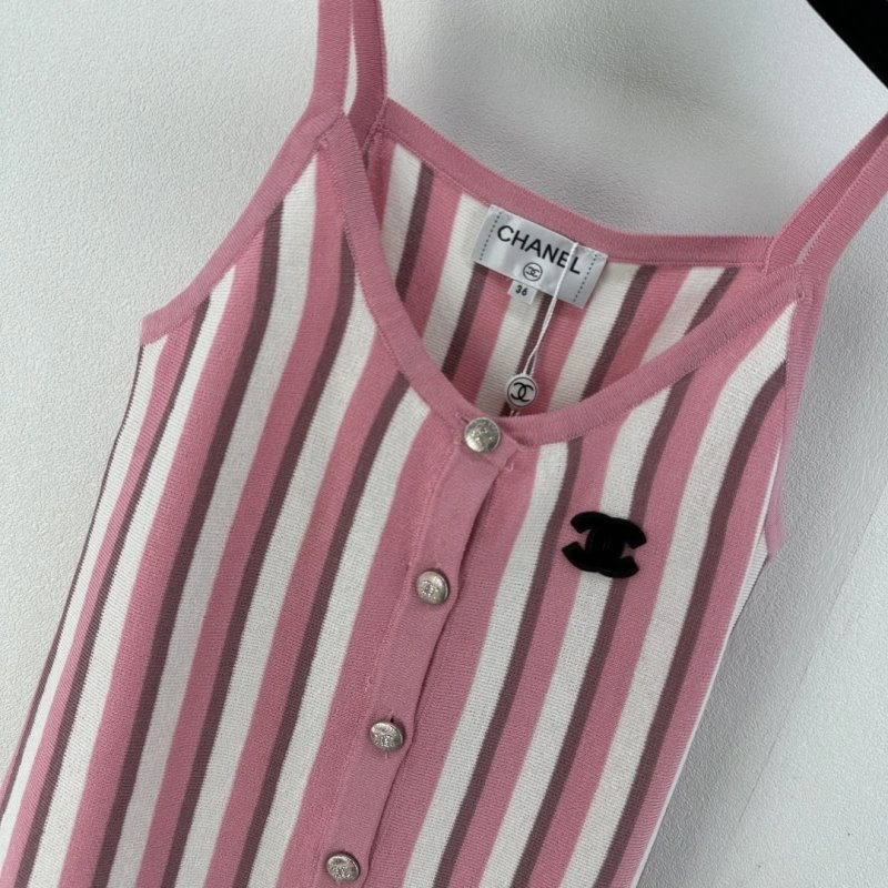 Top match Chanel Vest