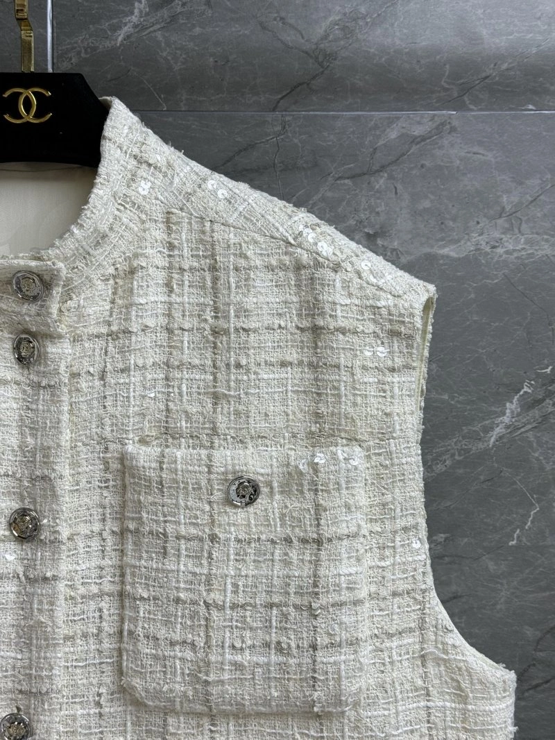 Bargain Chanel Vest