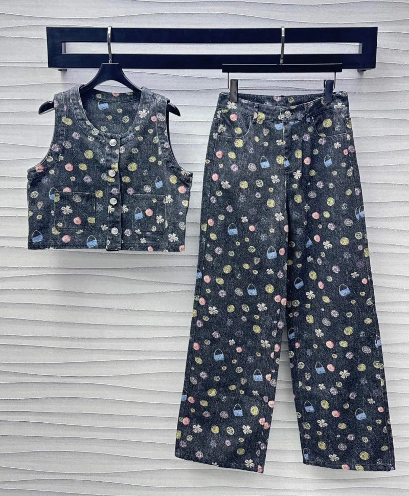 Legit Chanel Vest