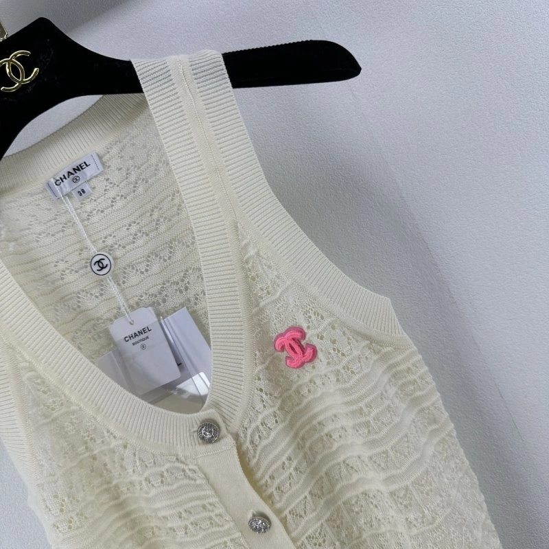 Bargain Chanel Vest
