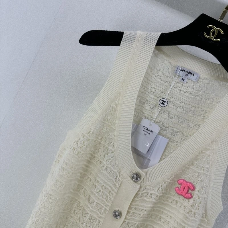 Bargain Chanel Vest