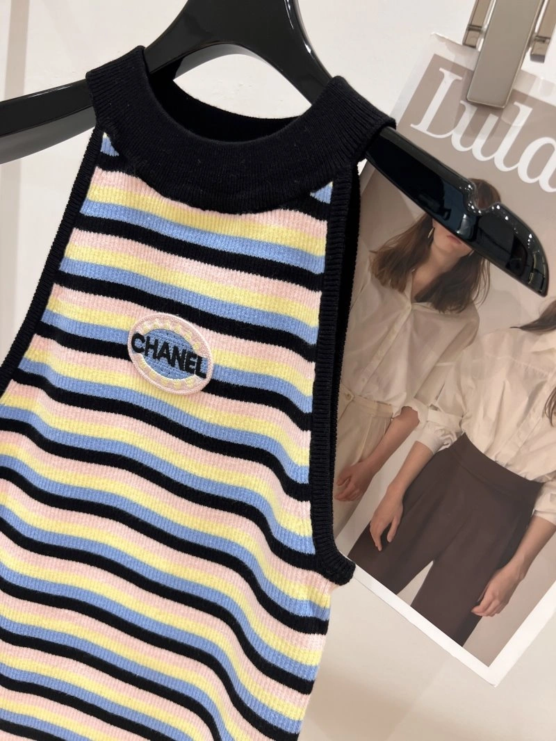 Legit Chanel Vest