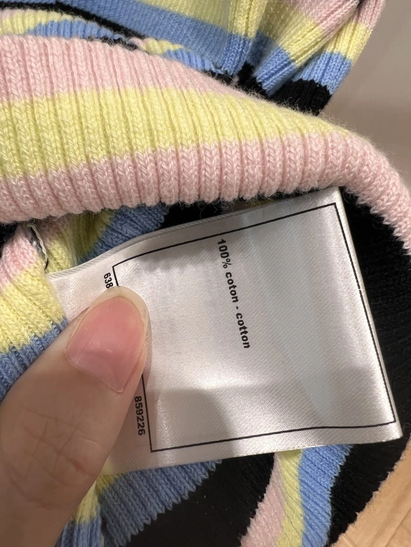 Legit Chanel Vest