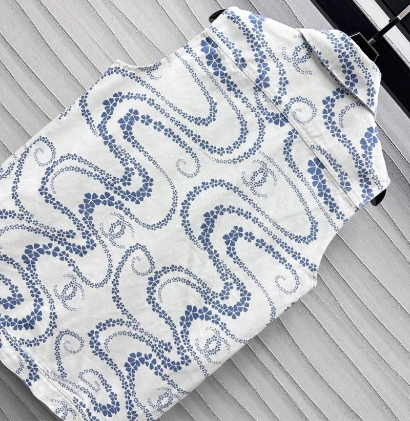 Cut-rate Chanel Vest