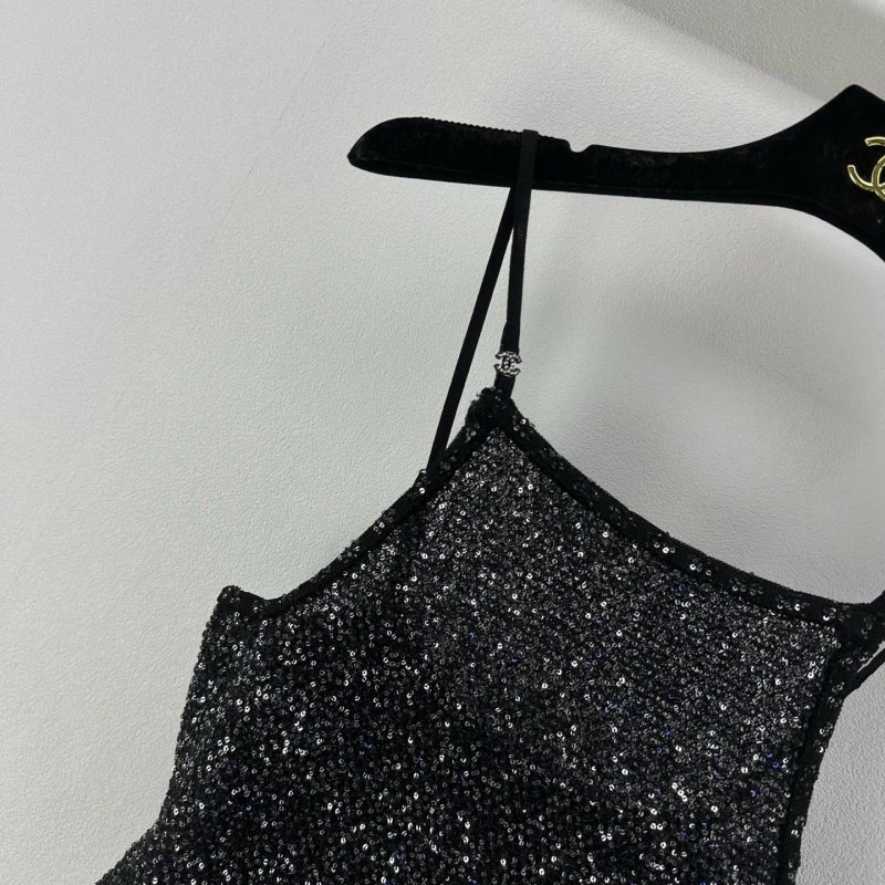 Precise copy Chanel Vest