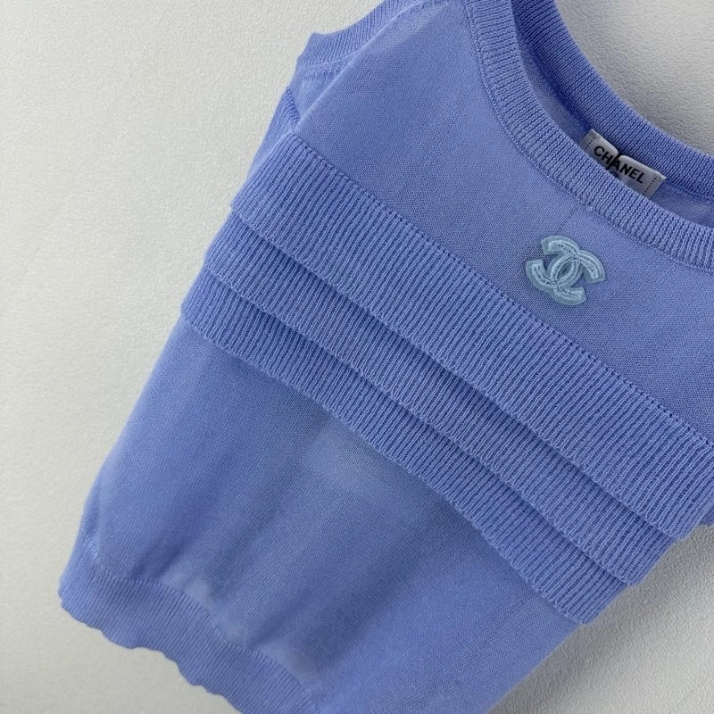 Top match Chanel Vest