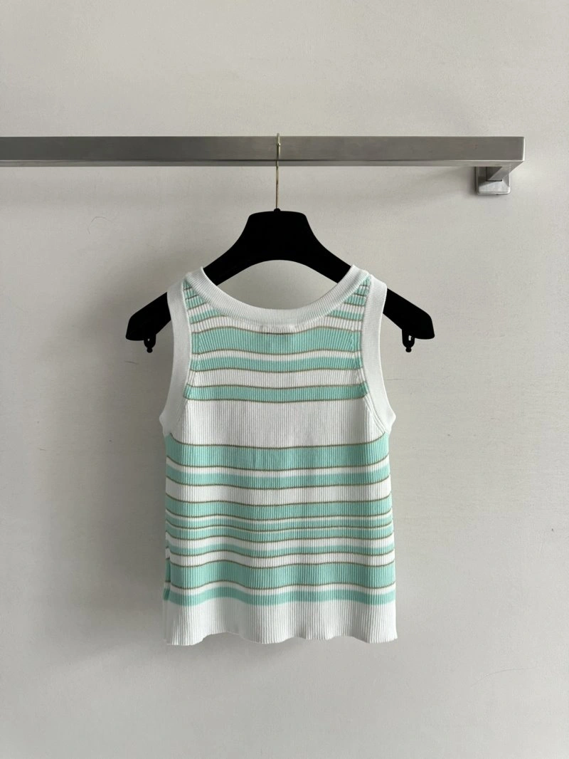 Low-cost Chanel Vest