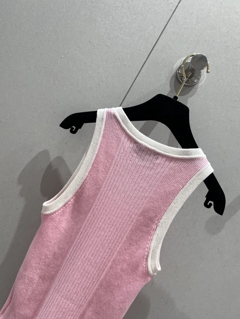 Precise copy Chanel Vest
