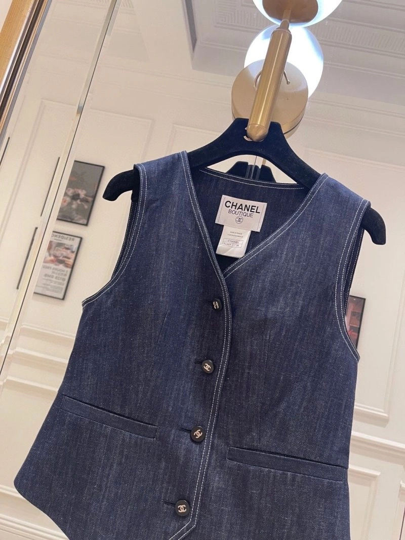 Factory-made Chanel Vest