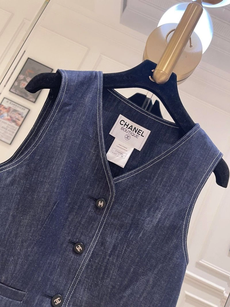 Factory-made Chanel Vest