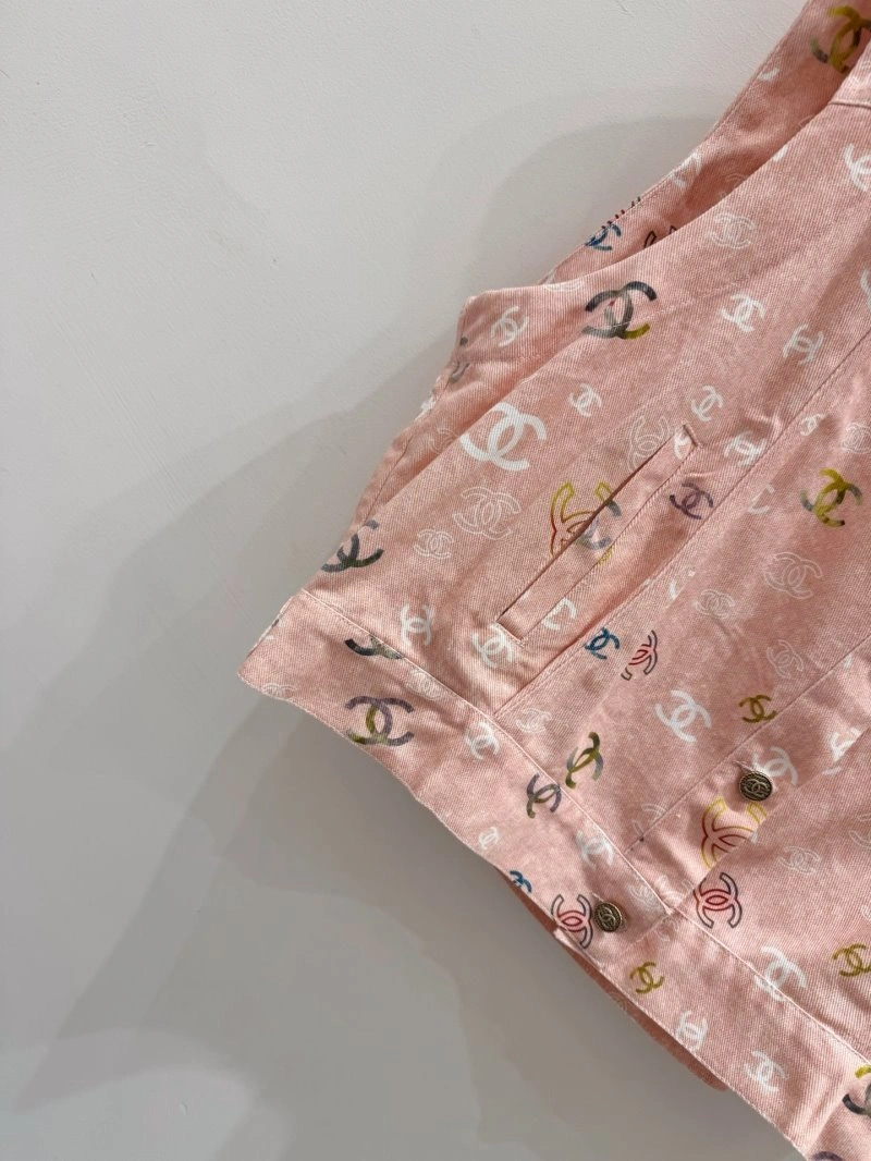 Top match Chanel Vest