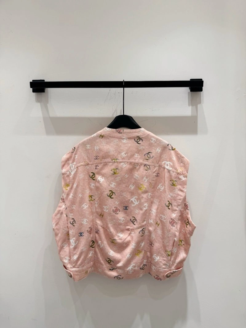 Top match Chanel Vest