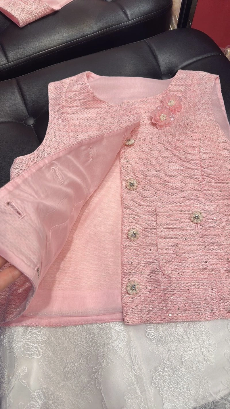 Legit Chanel Vest