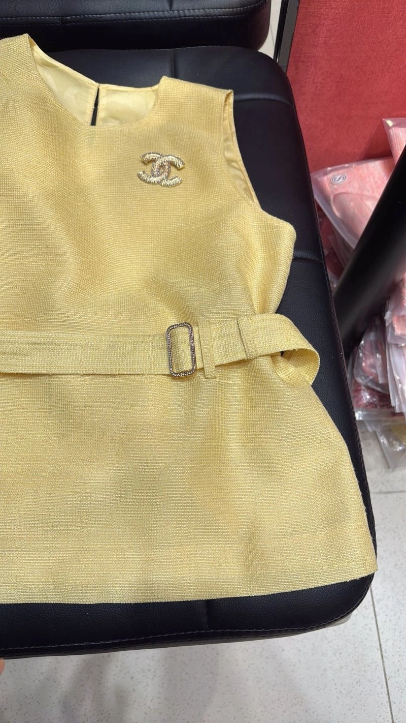 Top match Chanel Vest