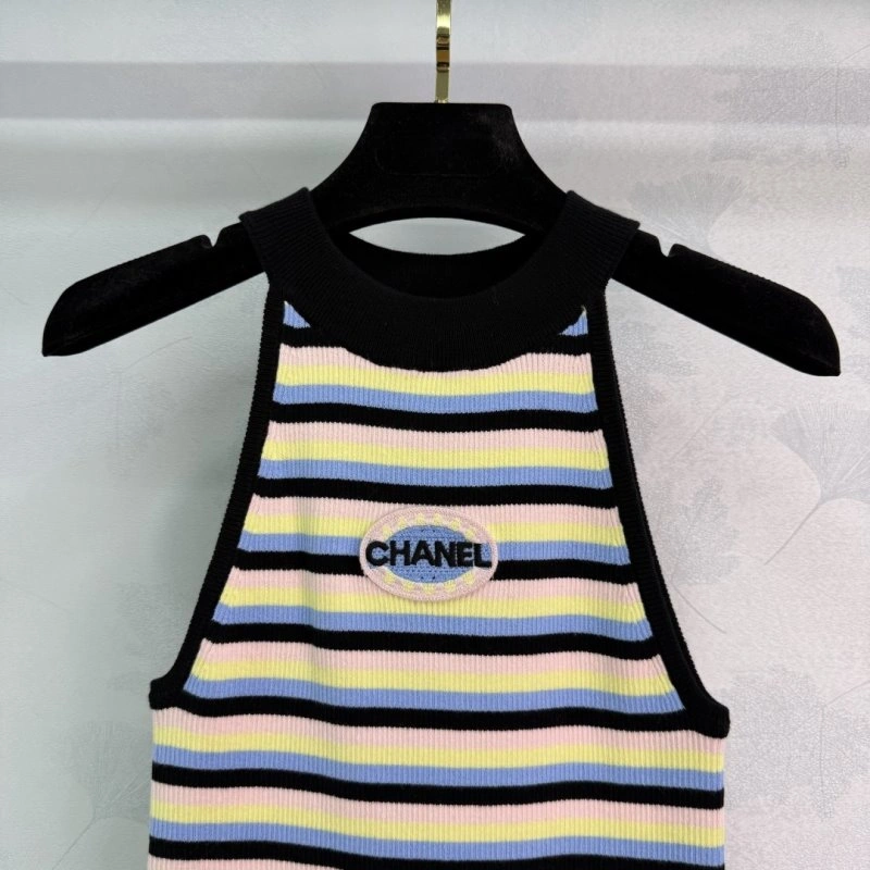 Accurate model Chanel Vest