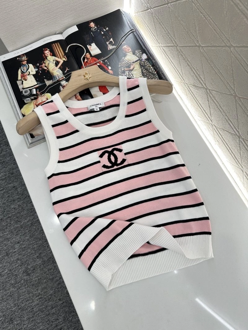 Bargain Chanel Vest