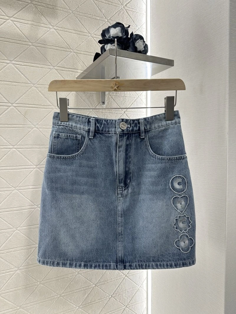 Cut-rate Chanel Vest