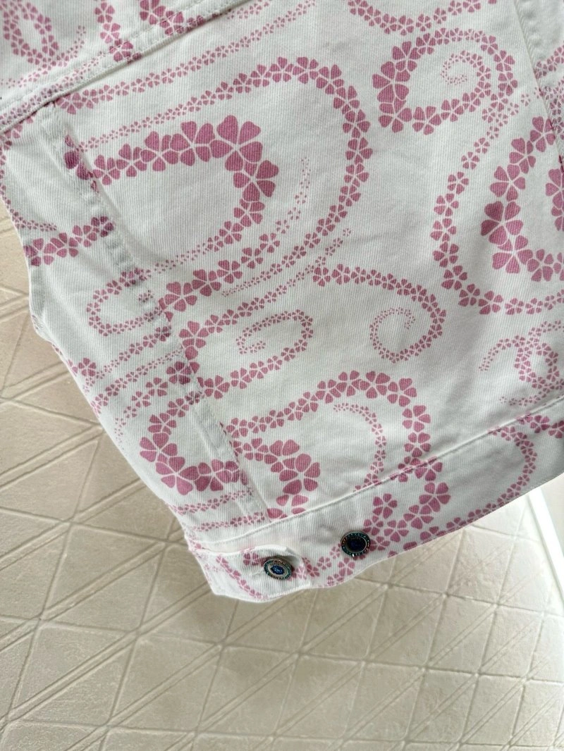 Inexpensive Chanel Vest